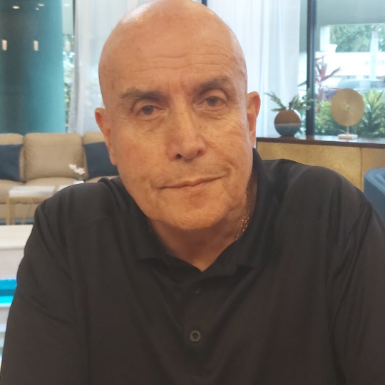 Michael Elliott - BIO | Roadmap Writers